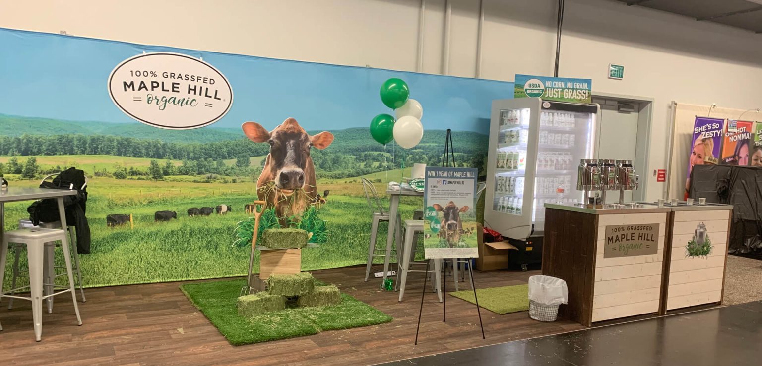 Custom Backdrops for Trade Shows & Events | Giant Printing